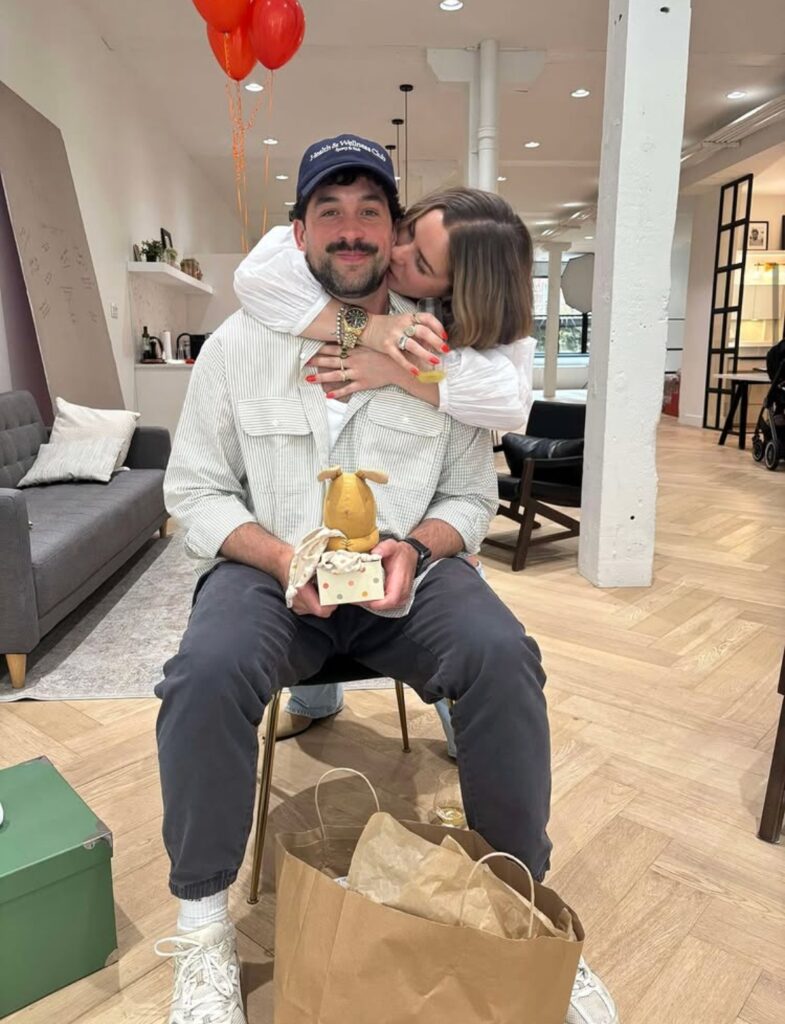 Félix-Antoine Tremblay montre une première photo de son bébé - Vedette ...