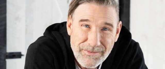 Peter McLeod s'est fait voler un montant important et il dénonce le ...