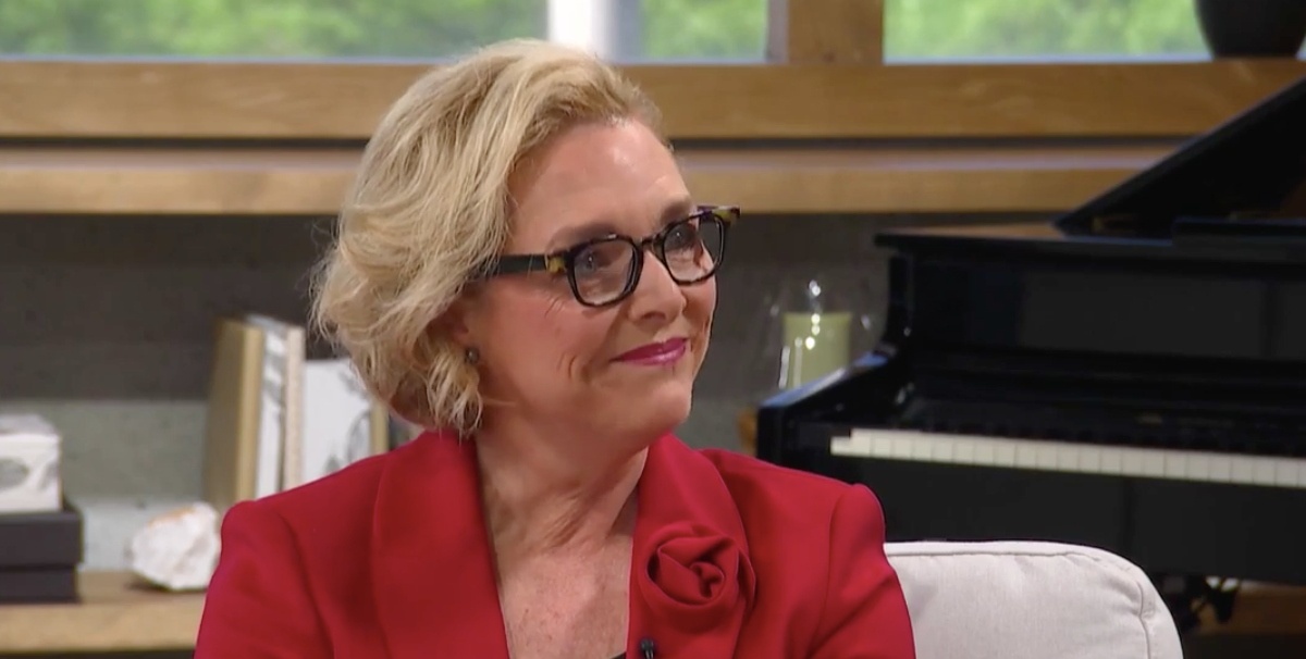 Sophie Thibault craque en ondes après une question de Eve-Marie Lortie ...