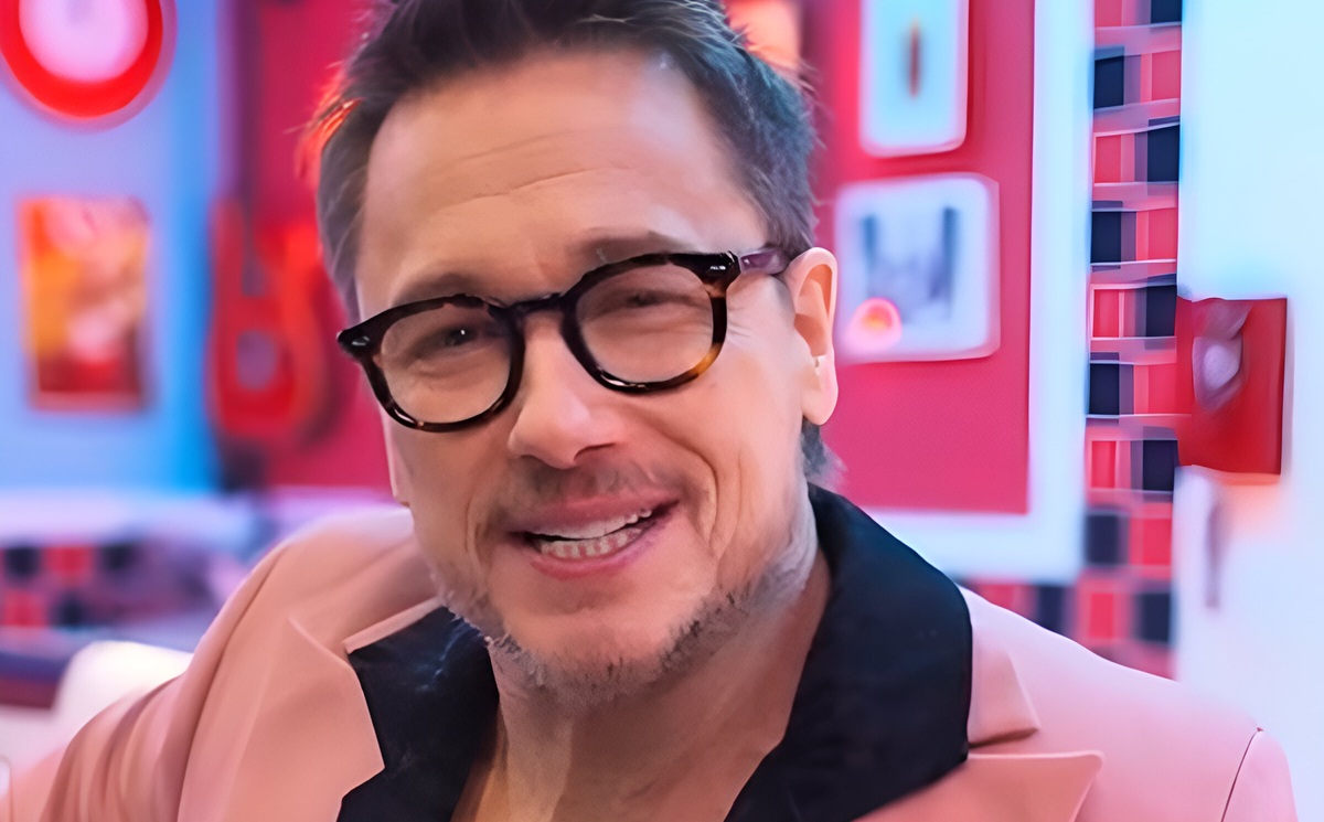 Stéphane Rousseau fait une précision sur son rôle au Bye Bye 2025 ...