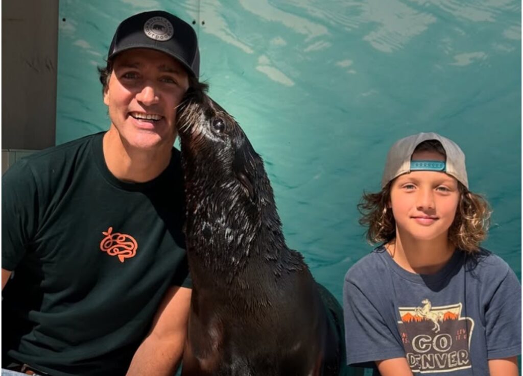 Justin Trudeau publie toutes les photos de ses vacances avec son fils ...