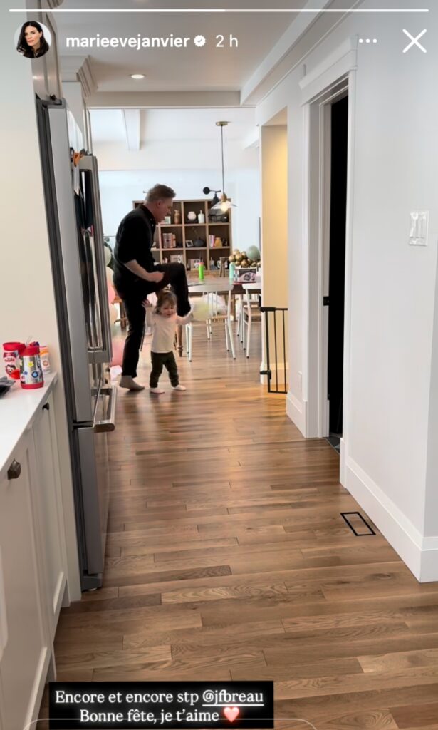 Marie-Eve Janvier envoie un message à Jean-François Breau pour son ...