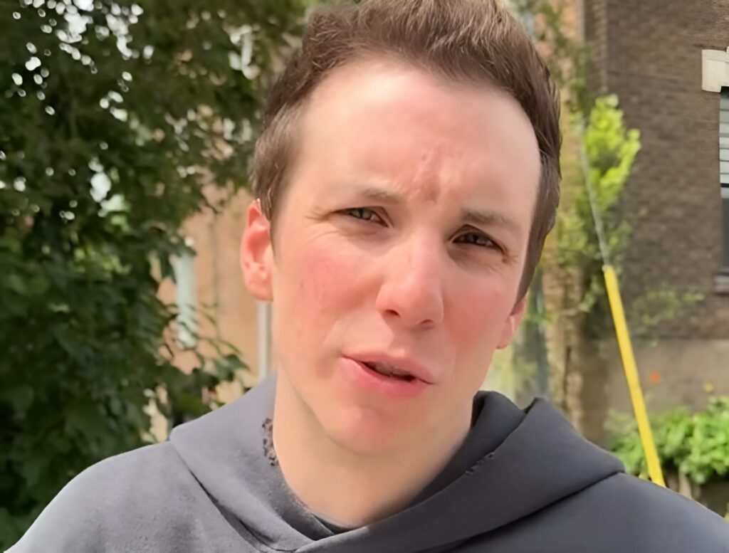 Le comédien Pier-Luc Funk fait une mise à jour sur sa sœur atteinte d ...