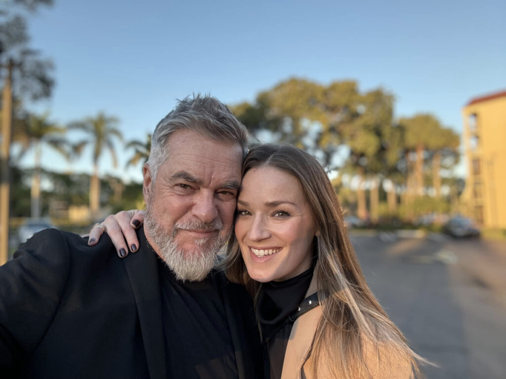 Découvrez 11 photos de couple de Sylvain Cossette et de sa blonde ...