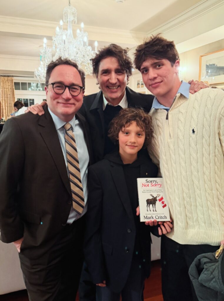 Justin Trudeau publie une rare photo avec ses 2 fils Xavier et Hadrien ...