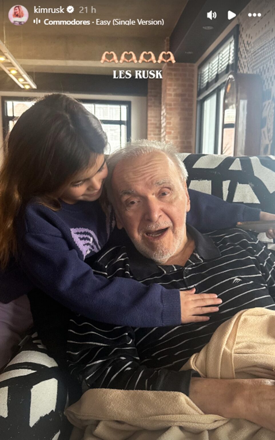 Kim Rusk partage une touchante photo de son père connu avec sa fille Billie - Vedette Québec