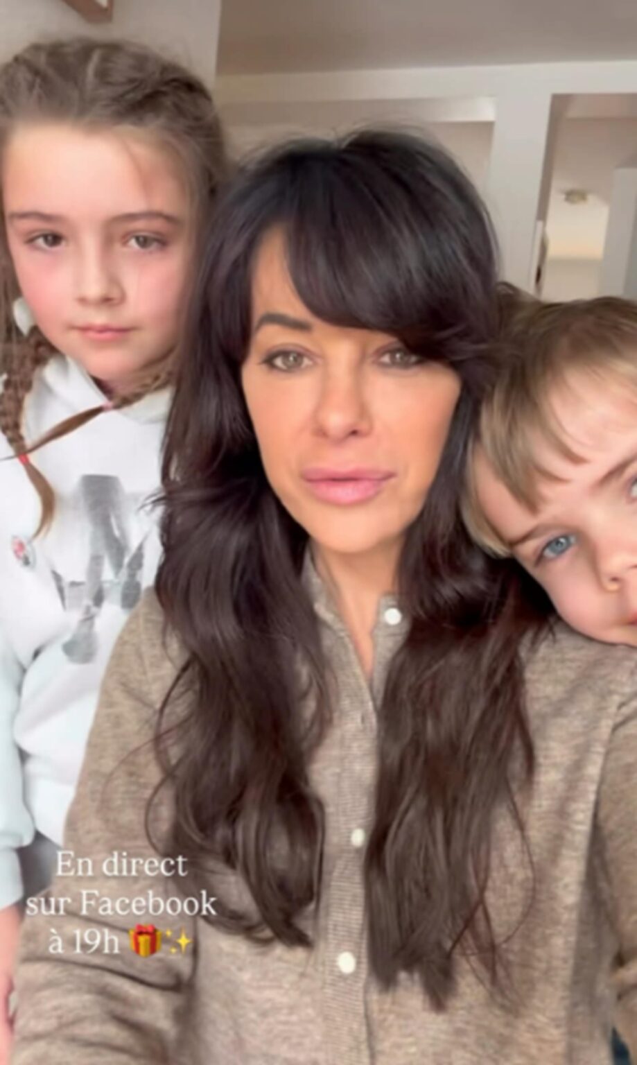 Marie-Claude Savard publie de rares photos de ses enfants en 2025 et ...