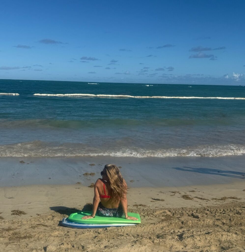 Kim Rusk partage toutes les photos de son voyage et une photo d'elle en ...