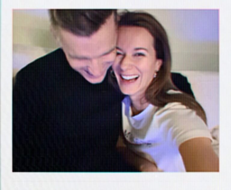 Monic Néron publie une photo avec son chum connu pour le Nouvel An ...