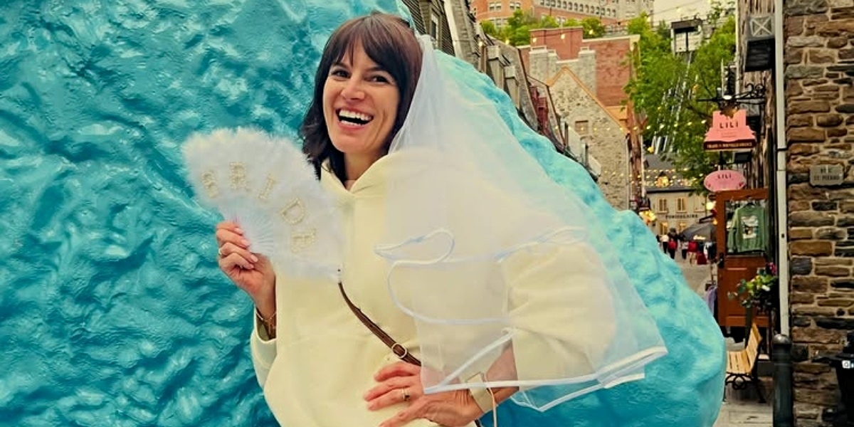 Julie Marcoux publie toutes les photos de son enterrement de vie de ...