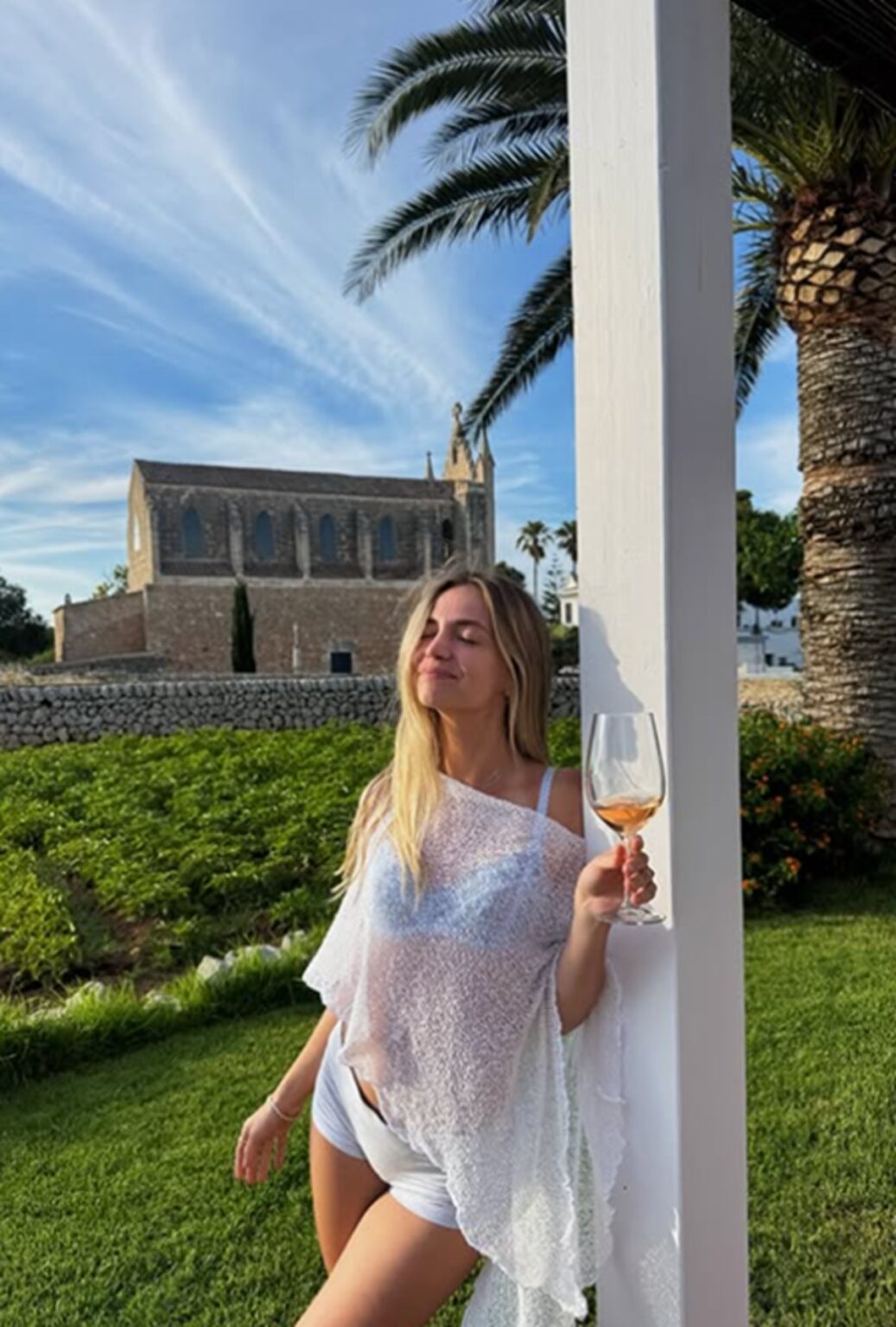 Ludivine Reding de STAT pose en maillot et les commentaires sont ...