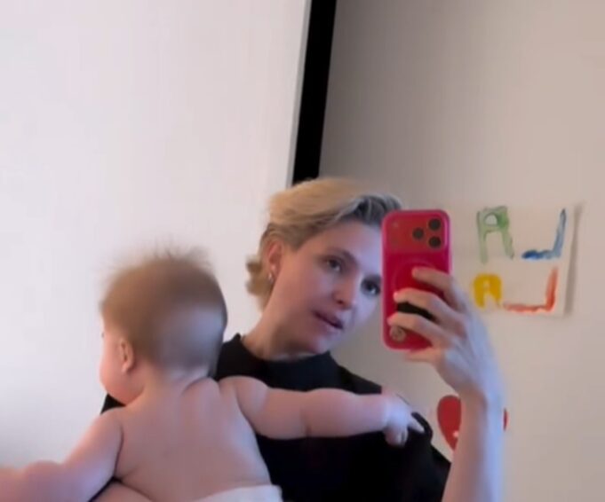 Sarah-Jeanne Labrosse partage en larmes ce qui s’est passé dans son ...